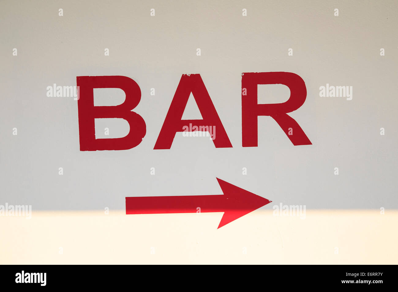 Bar sign arrow hi-res stock photography and images - Alamy