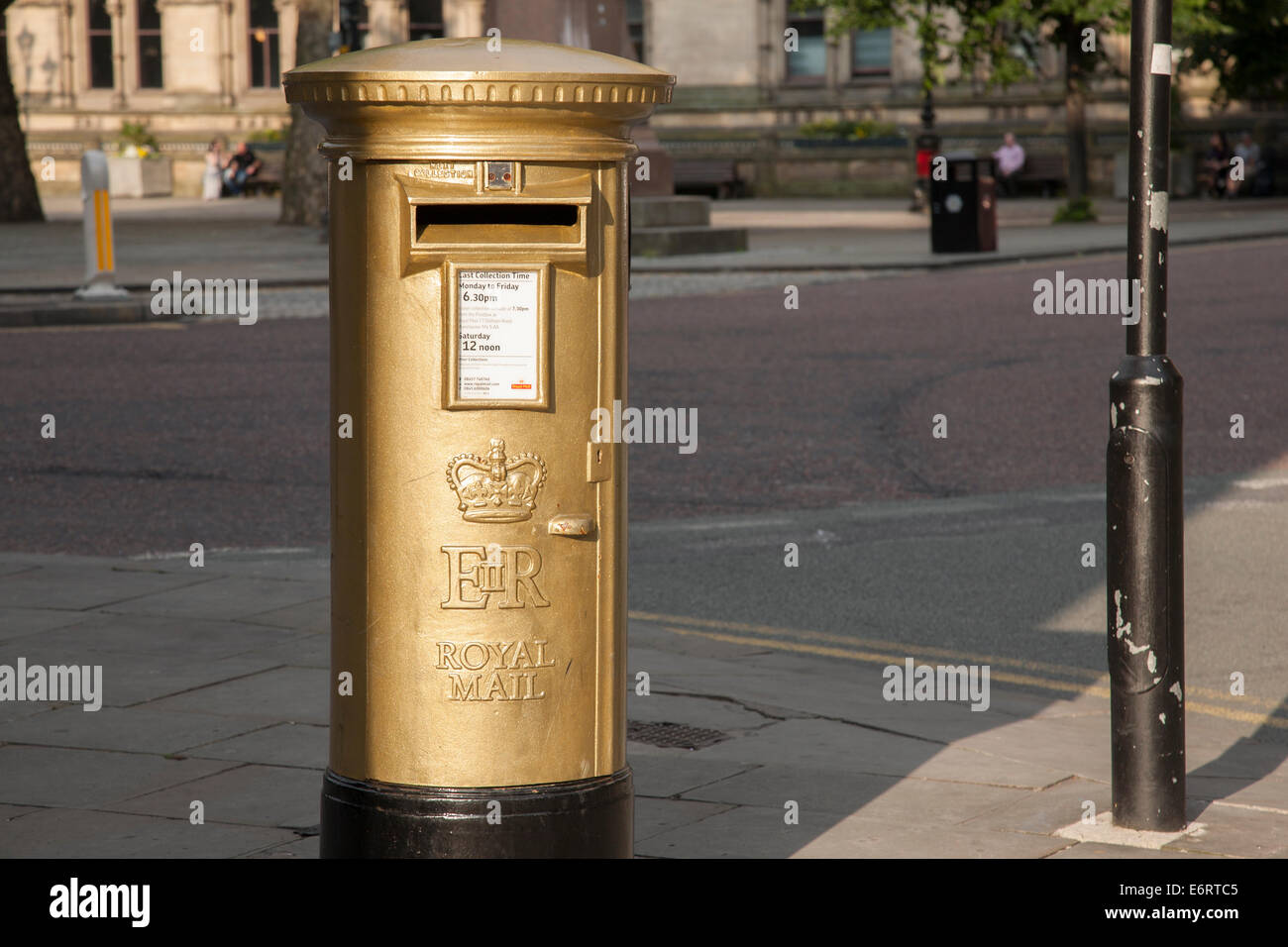 Golden Post Box, Albert Square, Manchester, England, UK Stock Photo - Alamy