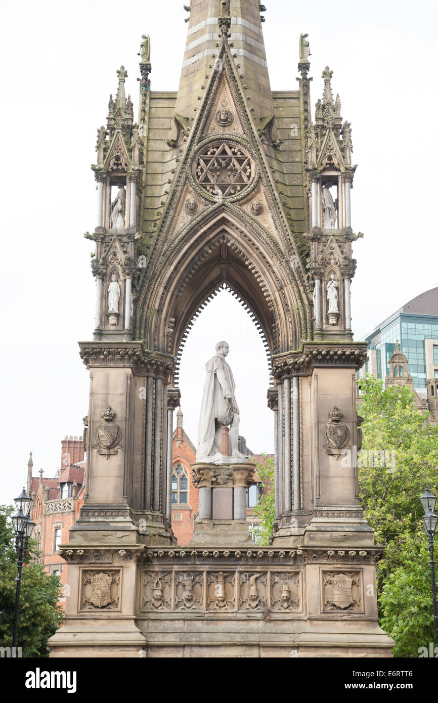 Albert Memorial by Noble (1867), Albert Square, Manchester, England ...