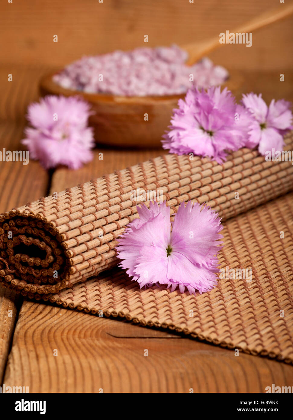 Spa background in the range of brown and pink Stock Photo - Alamy