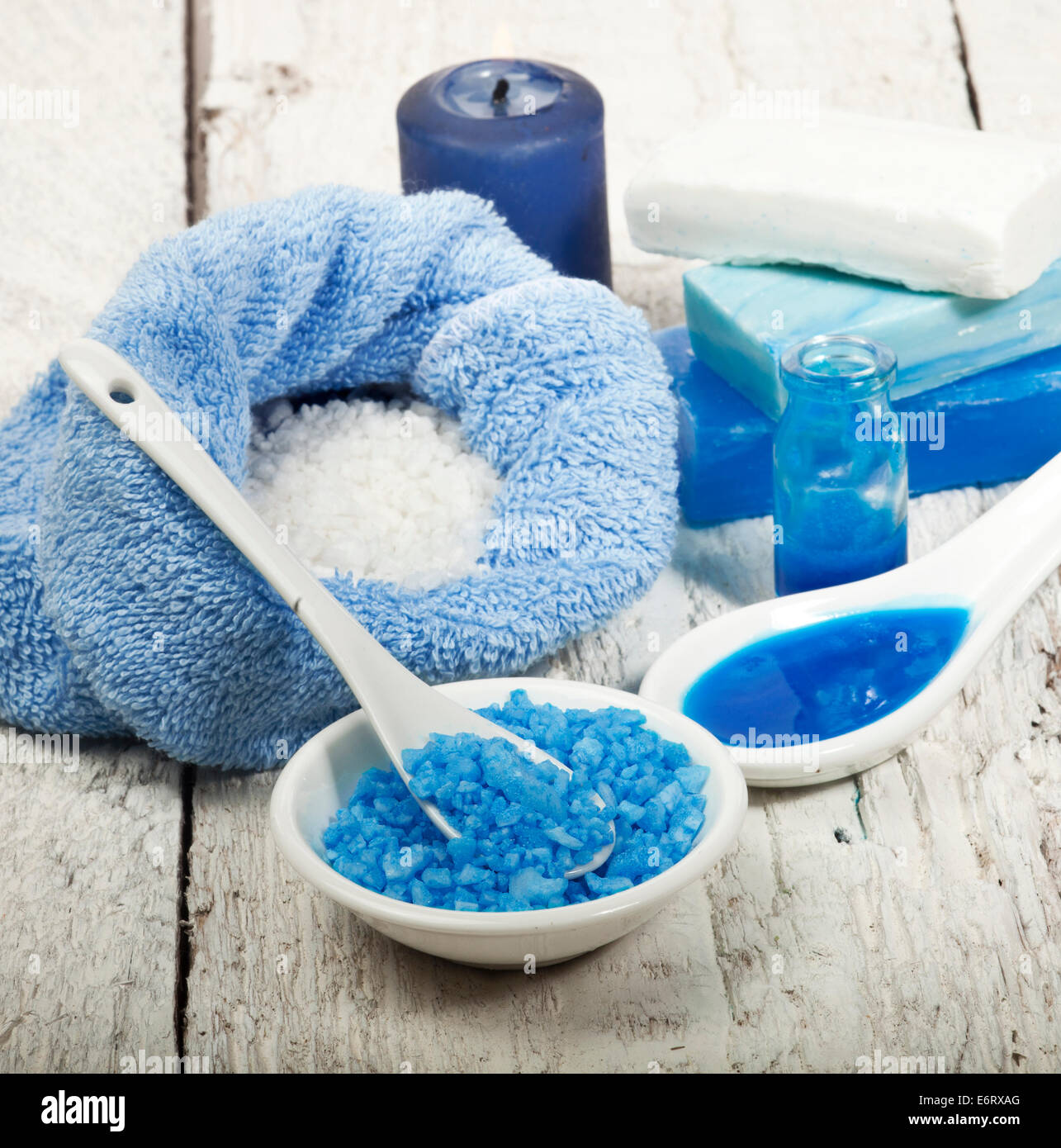 Spa background in the range of blue and white Stock Photo - Alamy