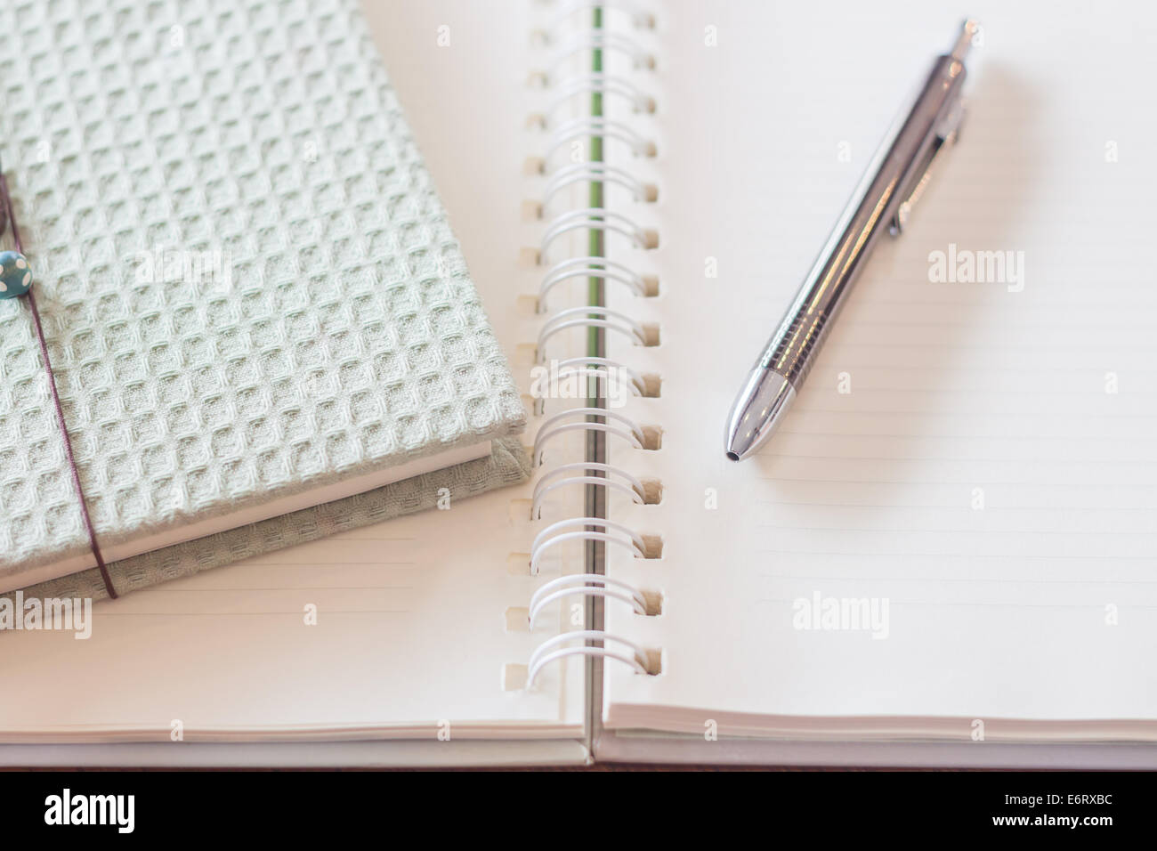 Green pen writing hi-res stock photography and images - Alamy