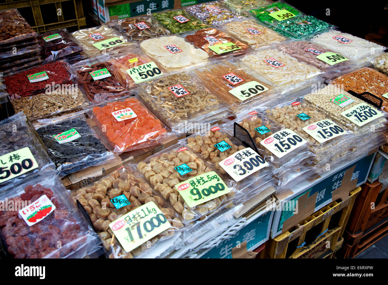 Shop, store, stall selling dried food, candies, sweets in Tokyo, Japan ...
