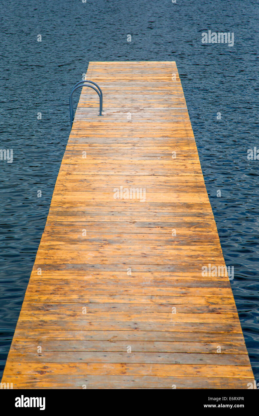 Old wooden pier sea hi-res stock photography and images - Alamy