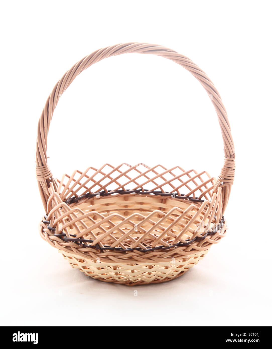 White wicker basket hi-res stock photography and images - Alamy