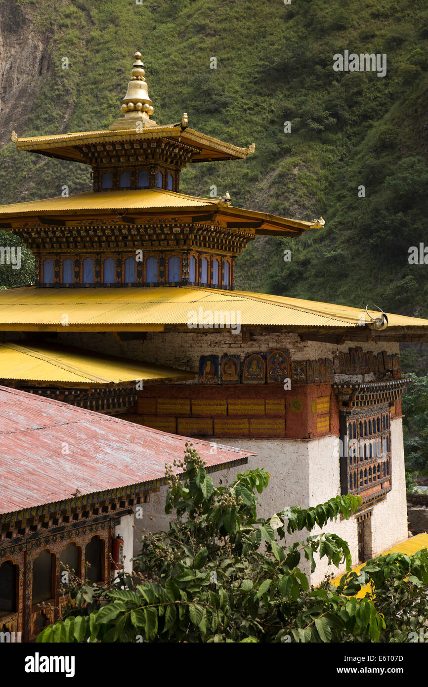 Eastern Bhutan, Trashigang, Chazam, Gomphu (Gom) Kora temple pilgrimage ...