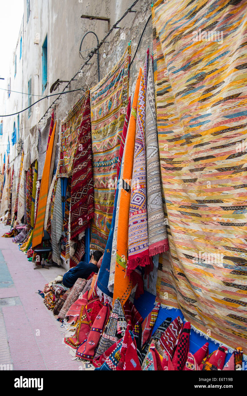 Hanging moroccan rugs hi-res stock photography and images - Alamy