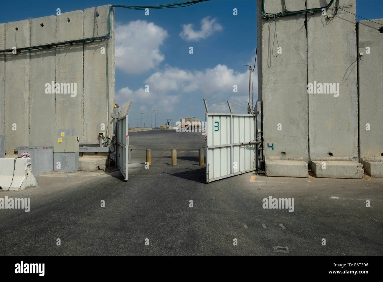 Border Gateway High Resolution Stock Photography and Images - Alamy