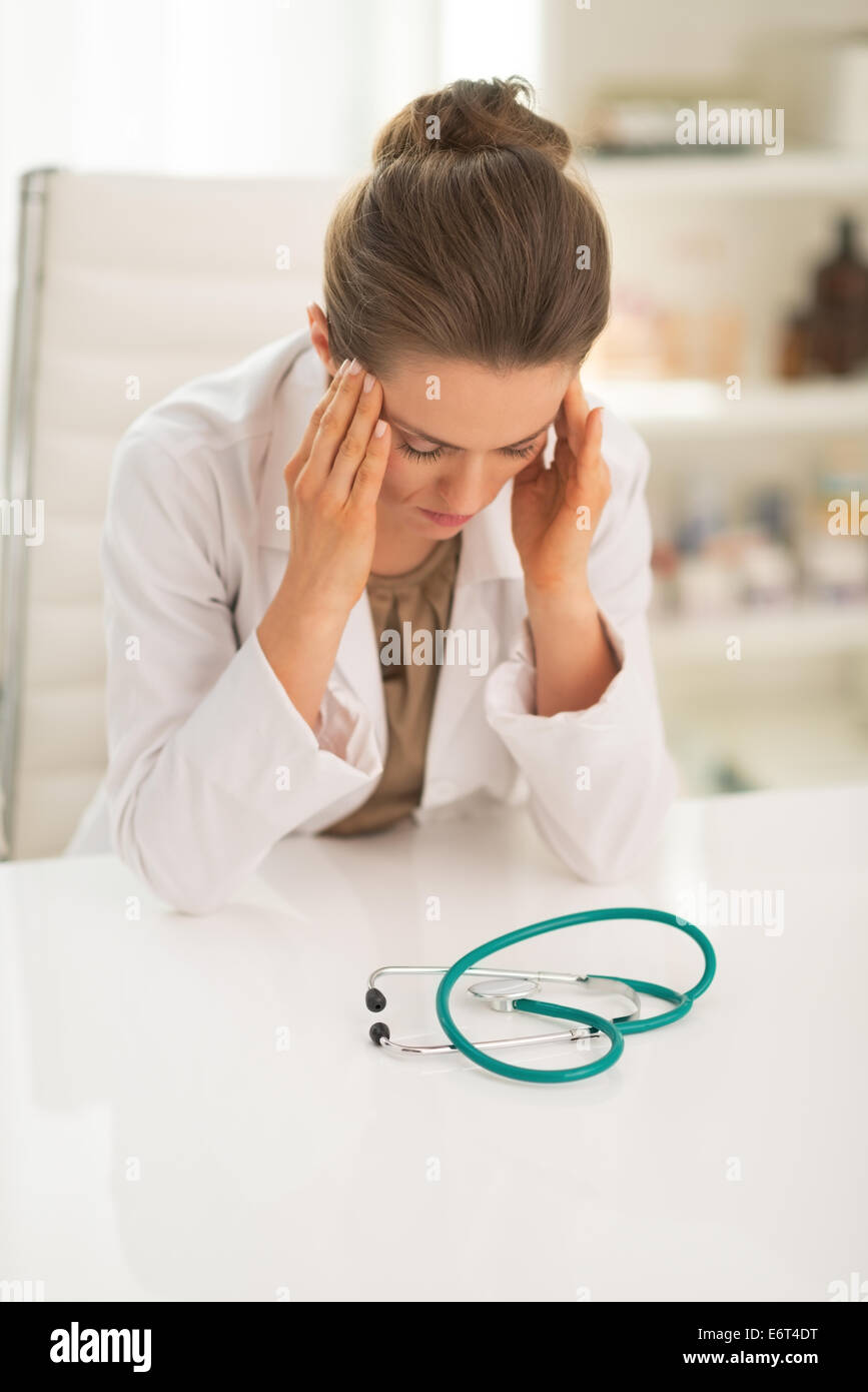 Stressed doctor hi-res stock photography and images - Alamy