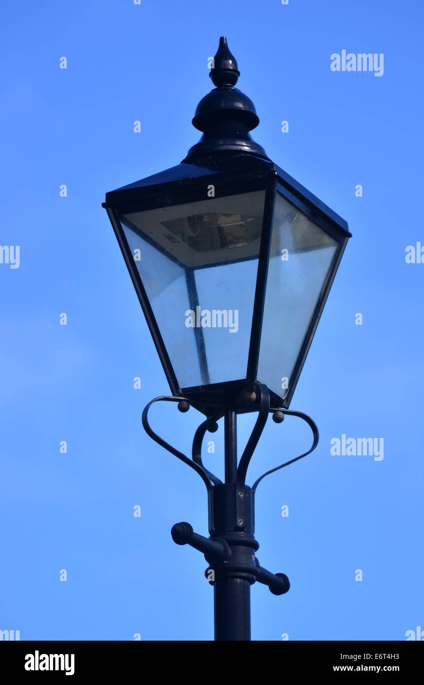 Old Fashioned Antique Street Light High Resolution Stock Photography ...