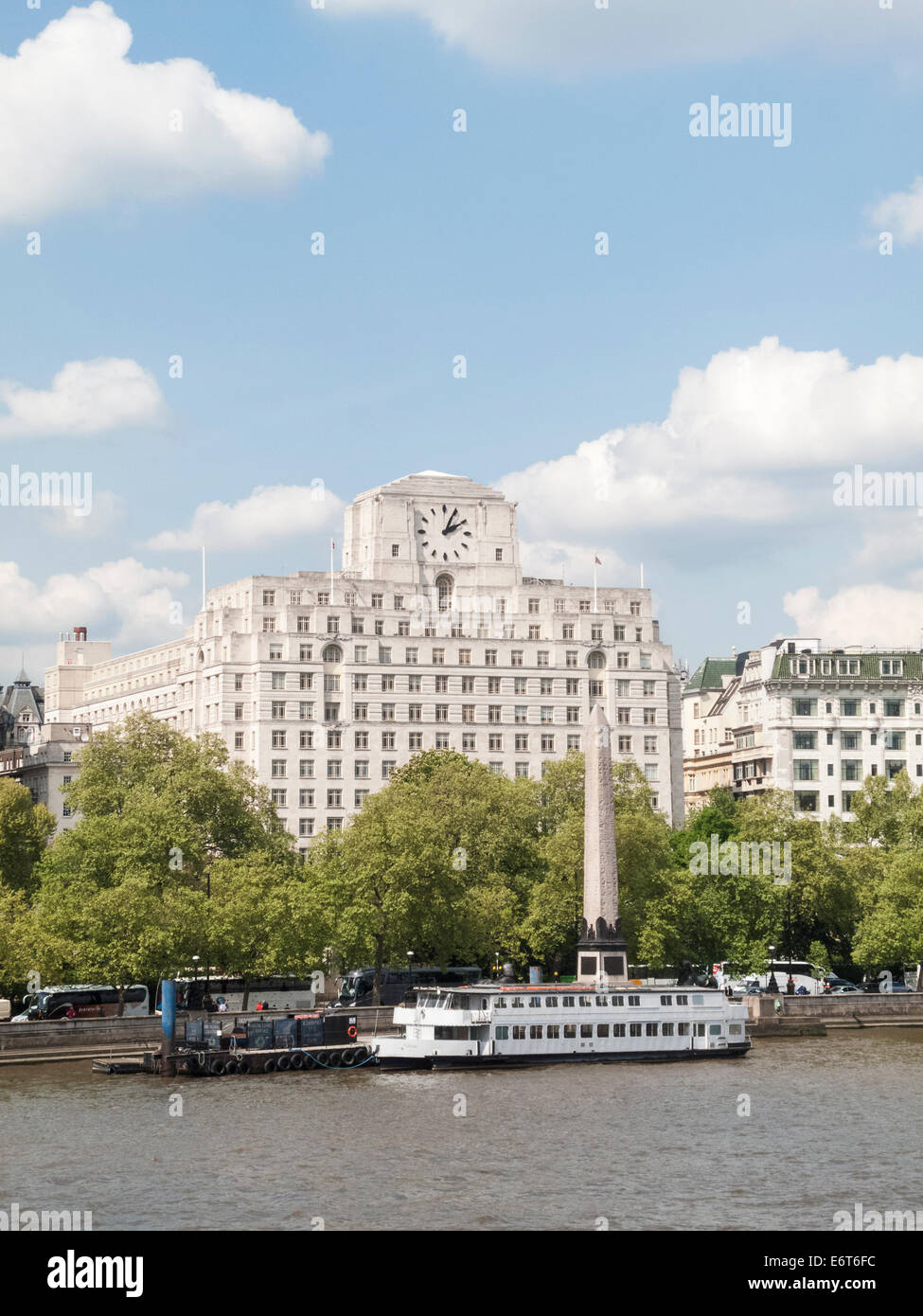 Shell mex house hi-res stock photography and images - Alamy