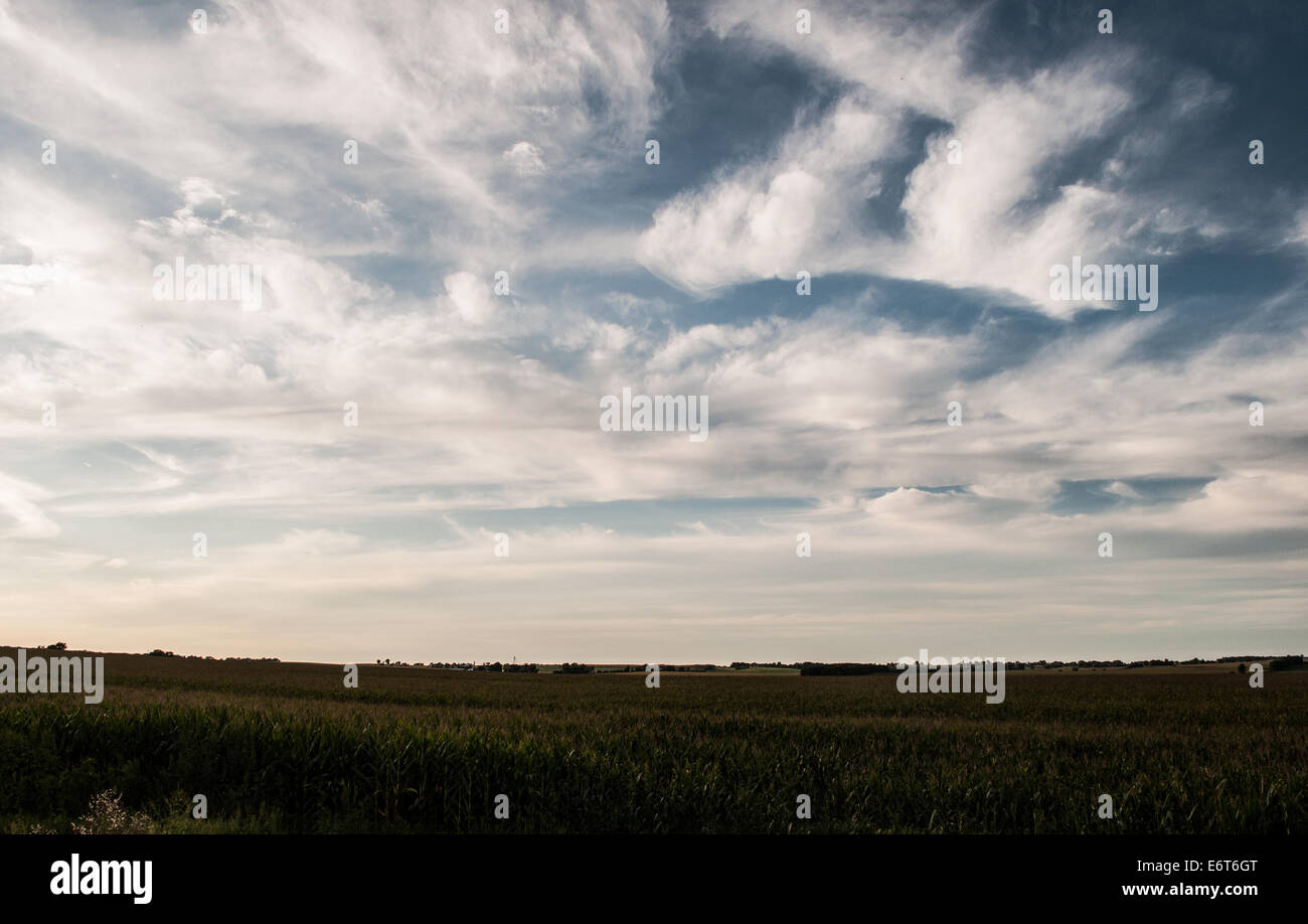 Magnificent looking clouds during a Midwest sunset Stock Photo - Alamy