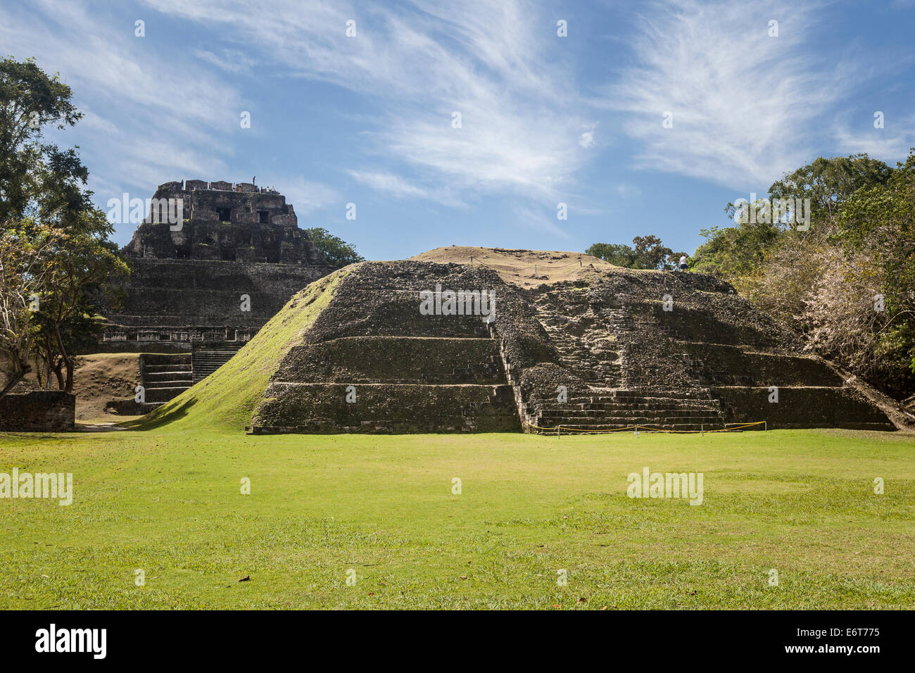 Xunantunich maya hi-res stock photography and images - Alamy