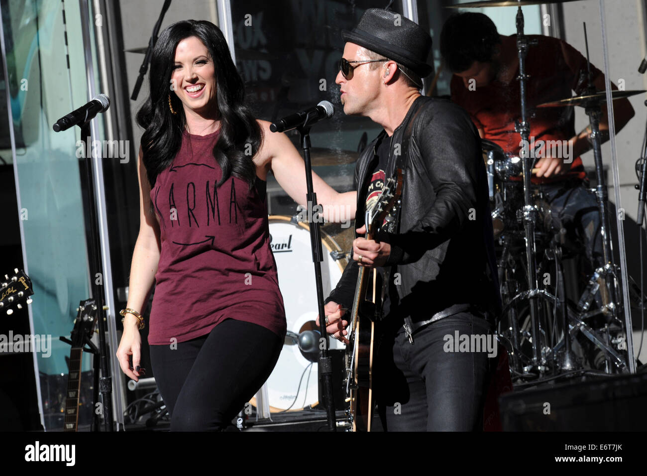 American Country duo Thompson Square perform on "Fox & Friends" All ...