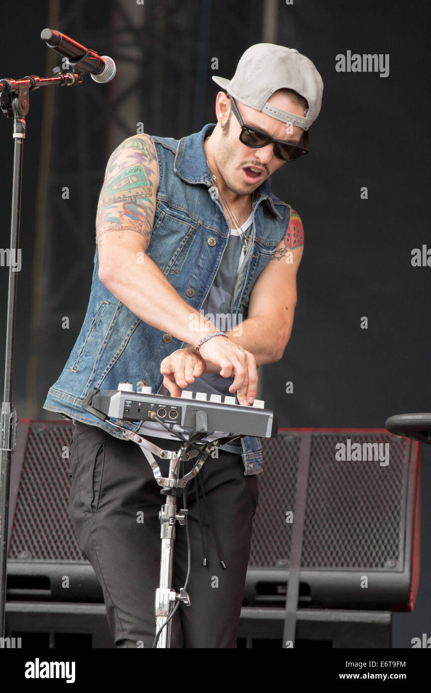 Cherub band hi-res stock photography and images - Alamy