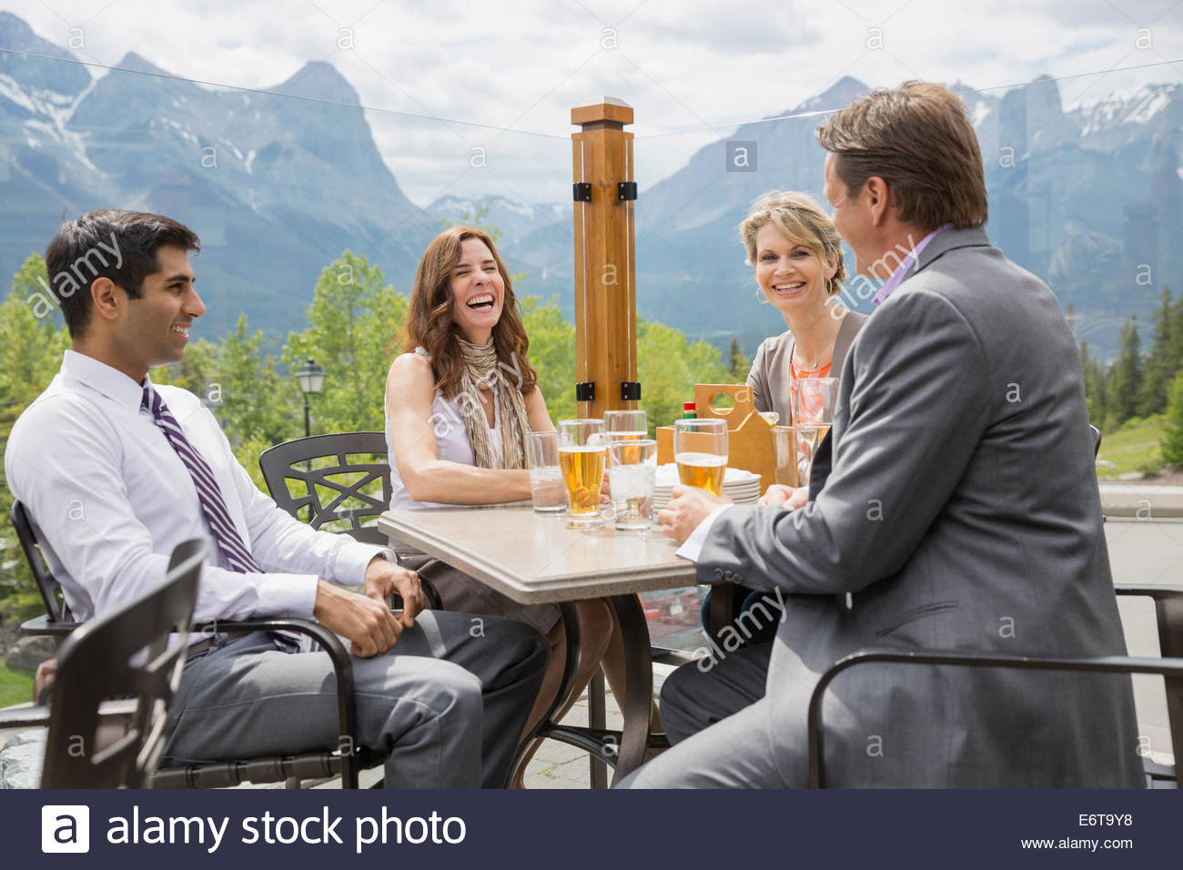 Business event outdoors hi-res stock photography and images - Alamy