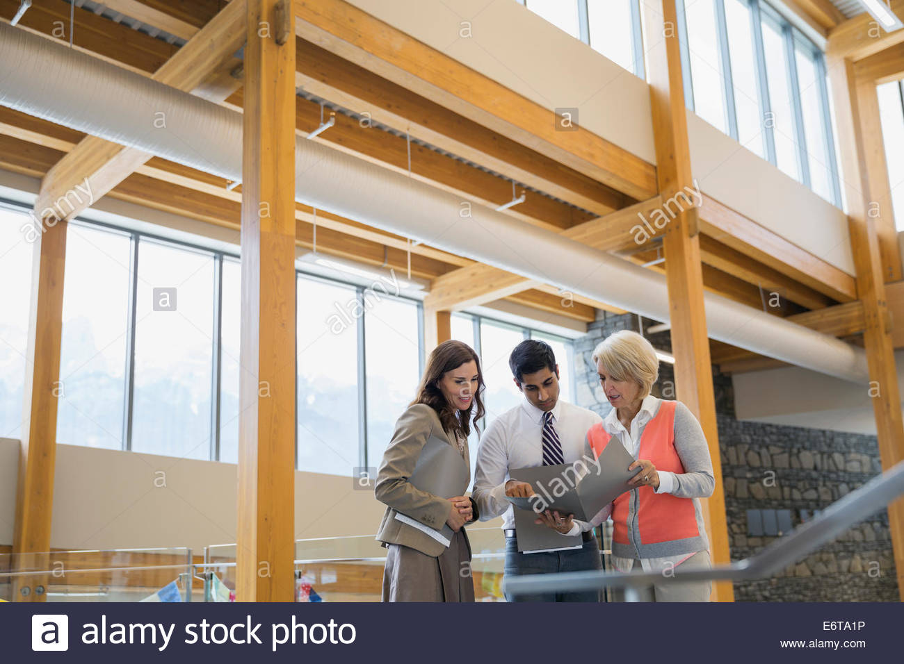 Man reading papers hi-res stock photography and images - Alamy Man reading papers hi-res stock photography and images - Alamy