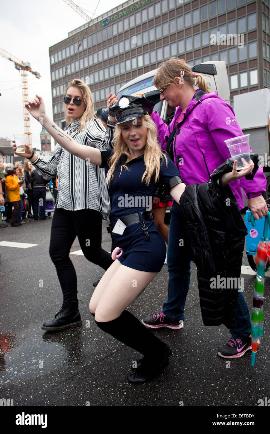Police transvestite news hi-res stock photography and images - Alamy
