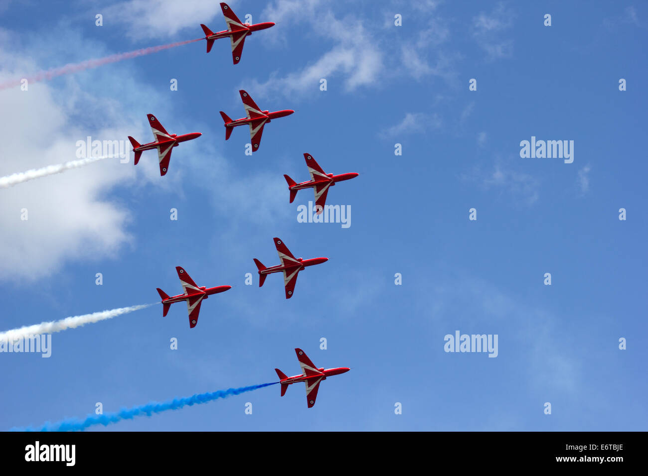 Red Arrows flypast Stock Photo - Alamy