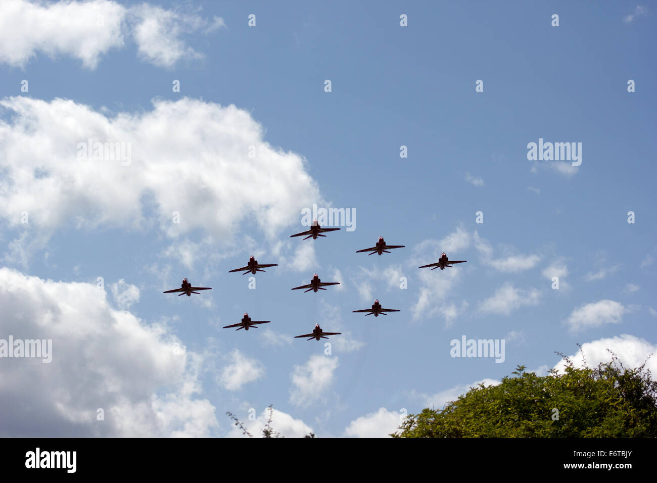 Red Arrows Diamond pattern formation Stock Photo - Alamy
