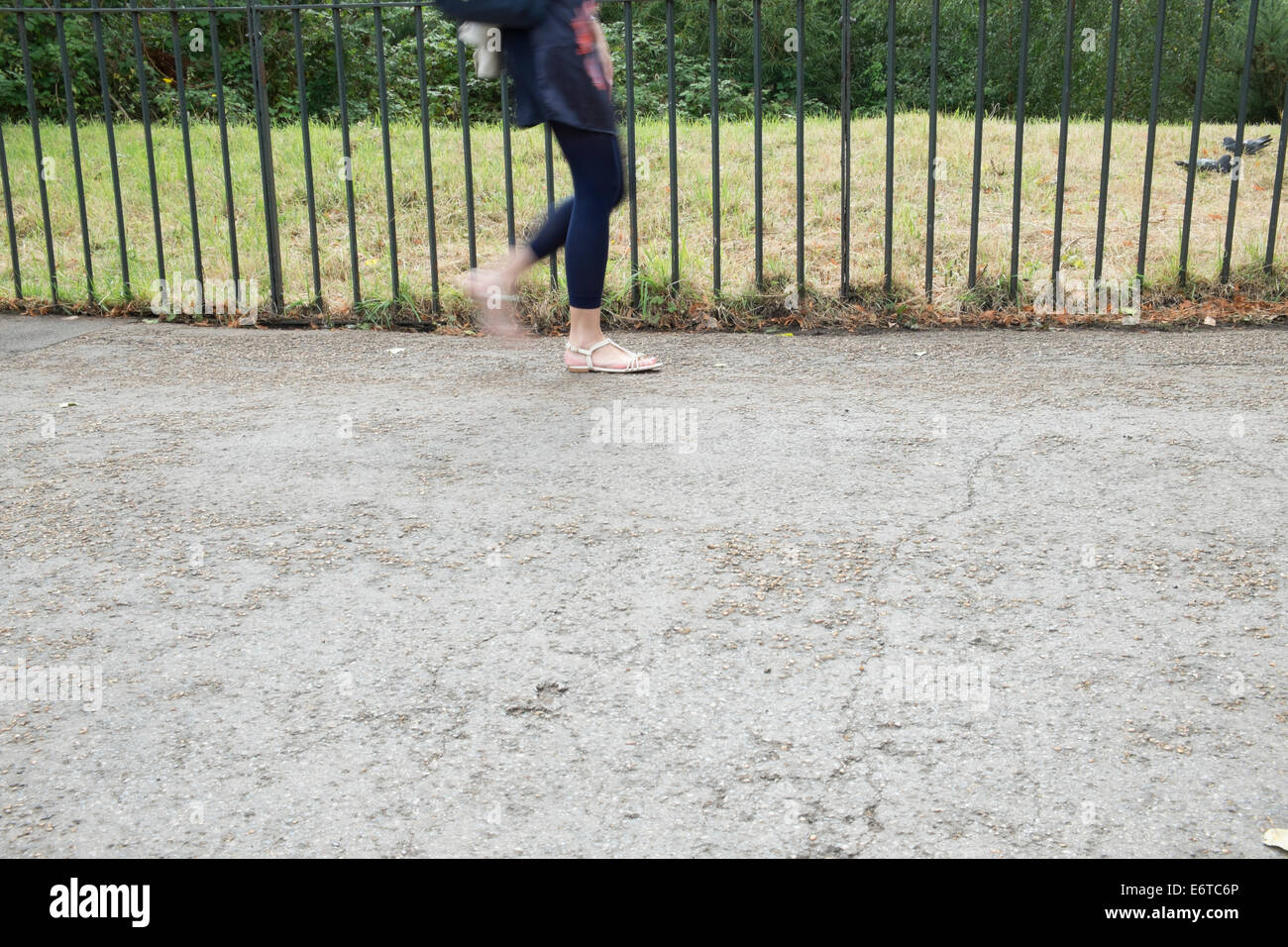 London walk legs hi-res stock photography and images - Alamy