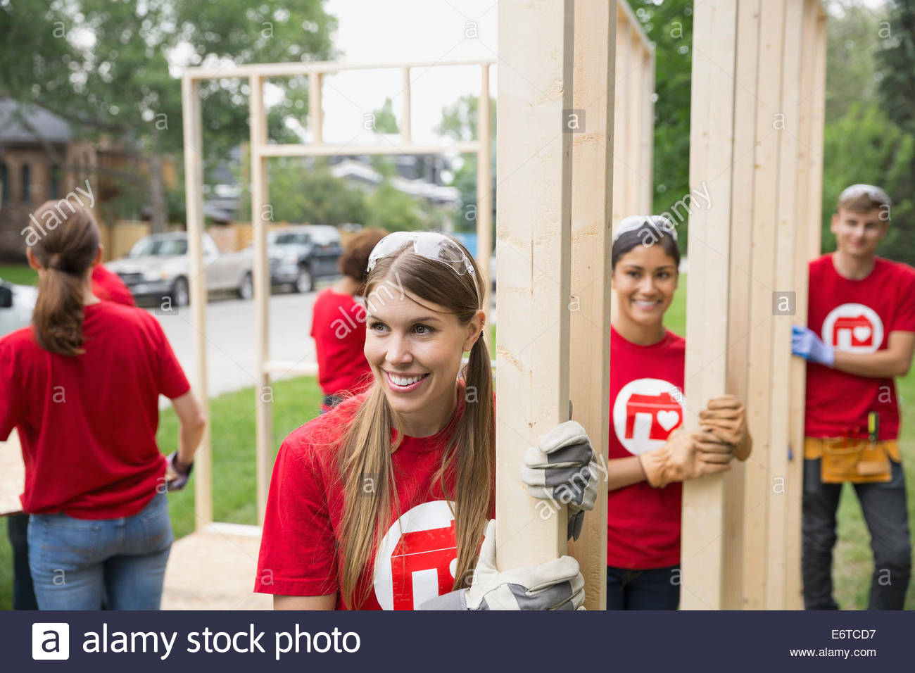 Man carrying frame hi-res stock photography and images - Alamy