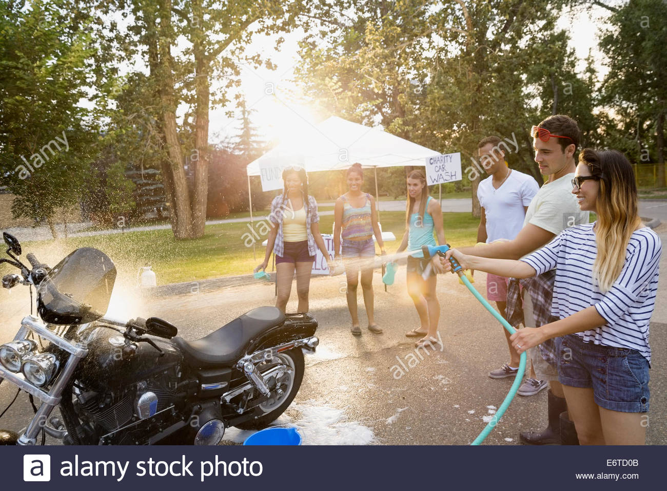 Motorcycle wash hi-res stock photography and images - Alamy