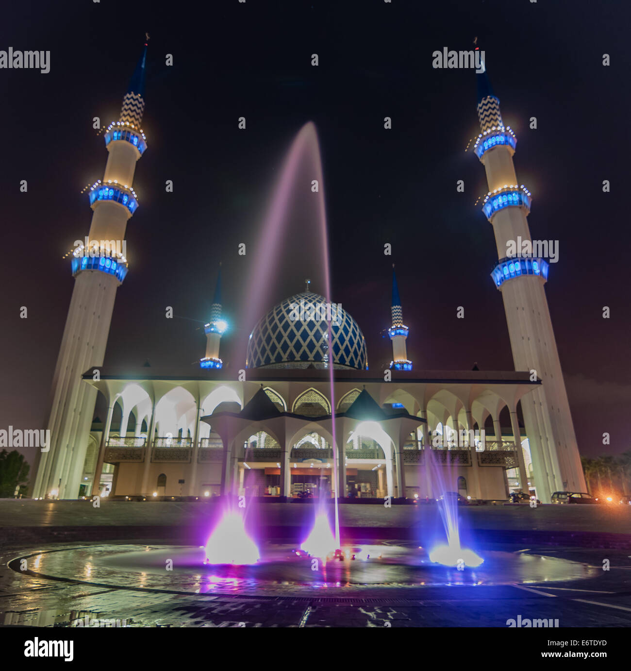 Blue mosque at night Stock Photo - Alamy