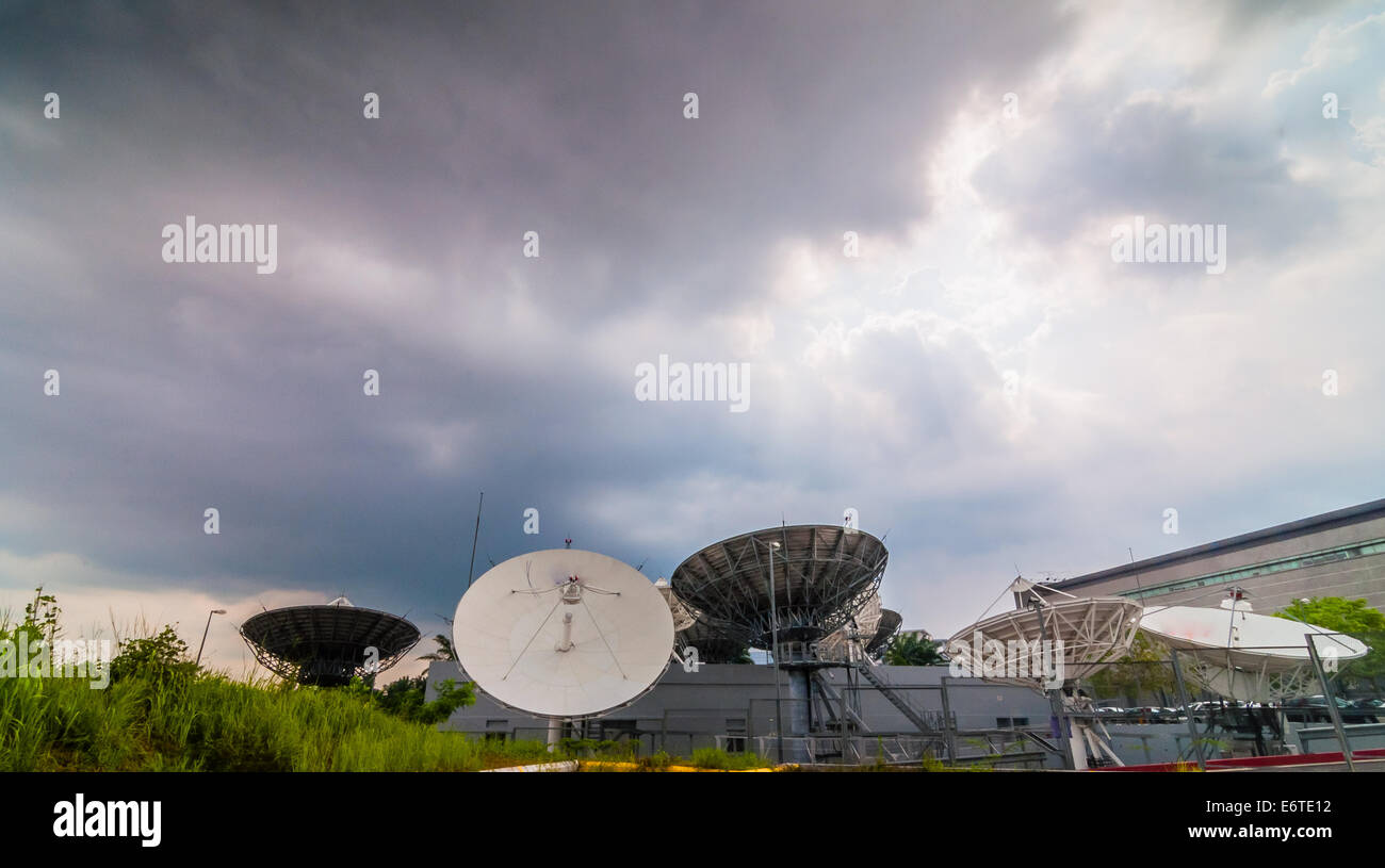 Earth satellite station Stock Photo - Alamy
