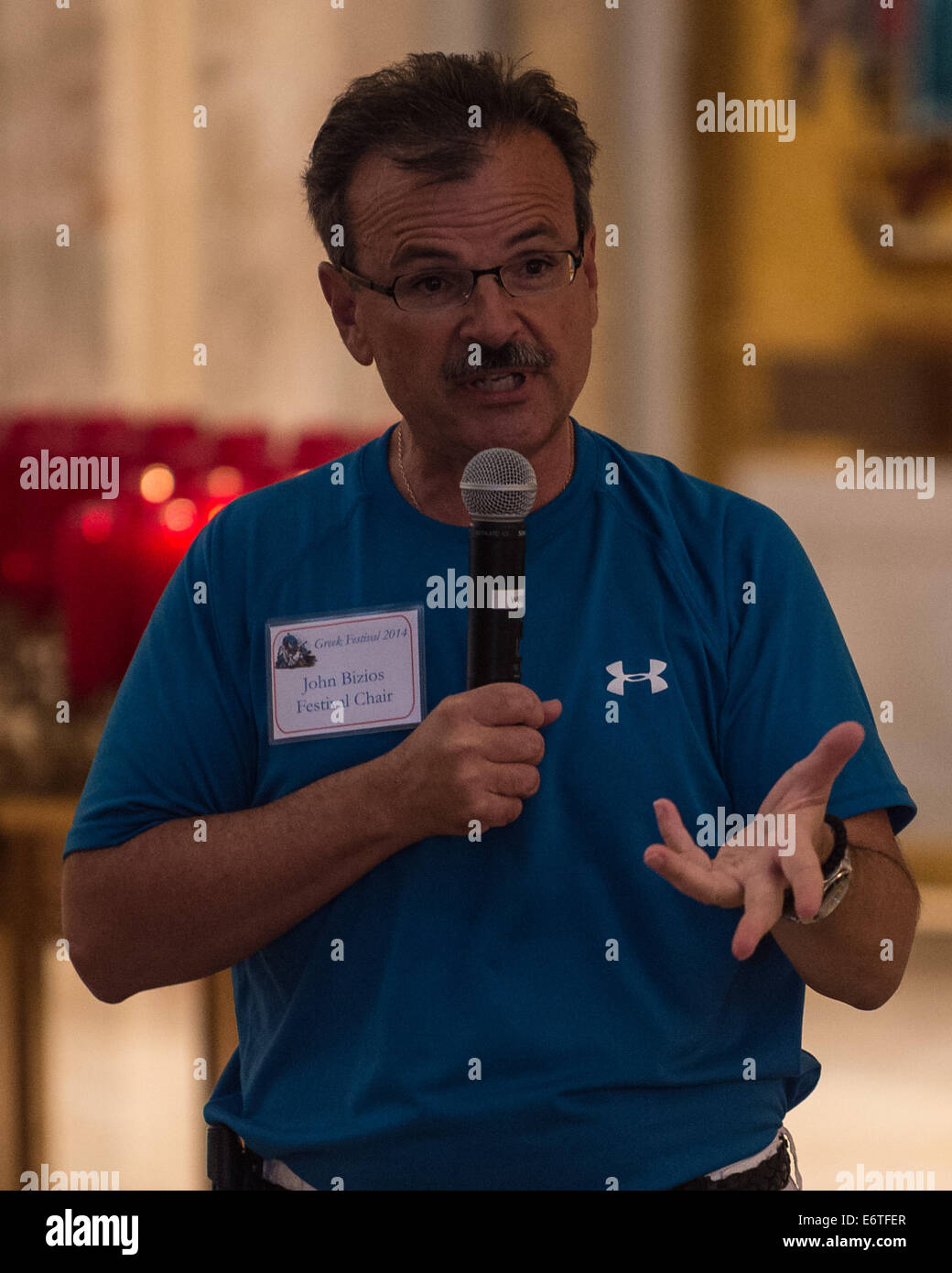 Ohio, US. 30th Aug, 2014. Tour Guide John Bizios explains the history ...