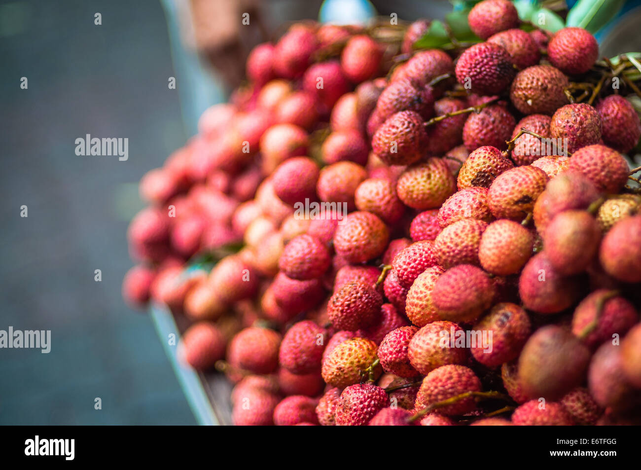 Lychee market hi-res stock photography and images - Alamy