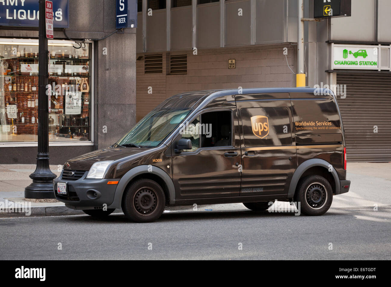 UPS delivery truck - Washington, DC USA Stock Photo - Alamy