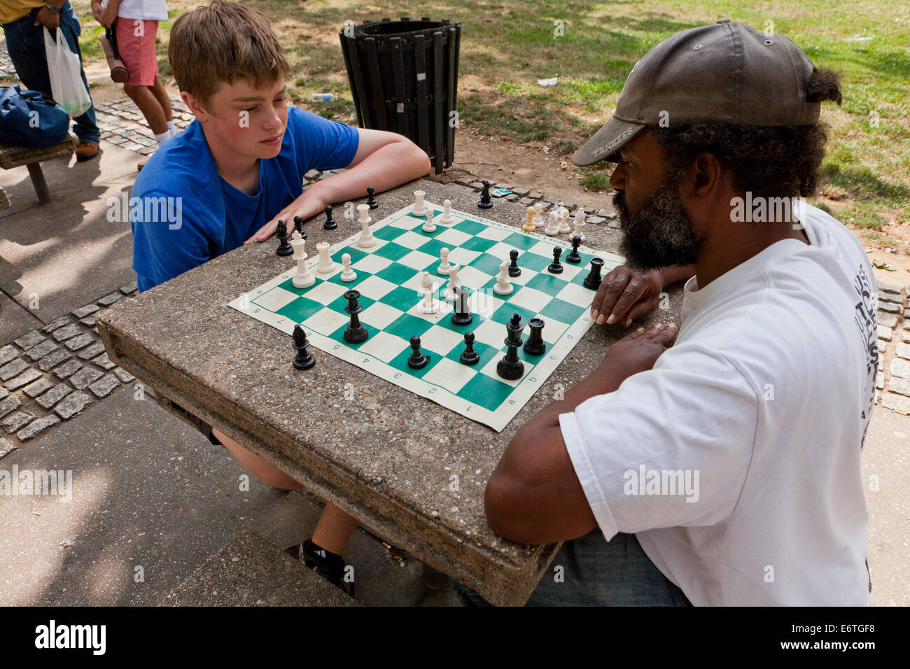 Playing game of chess hi-res stock photography and images - Alamy