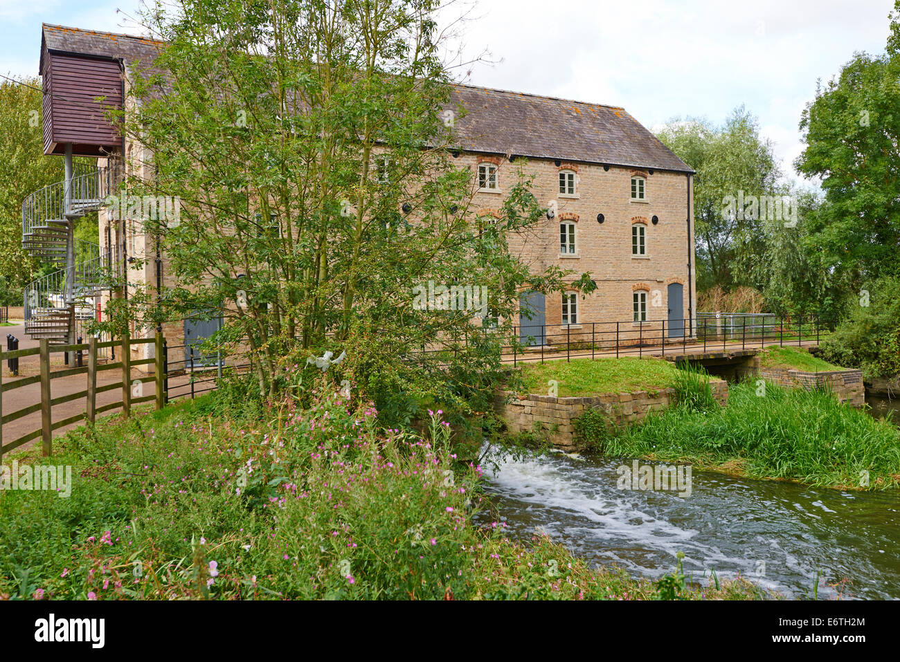 Warmington river hi-res stock photography and images - Alamy