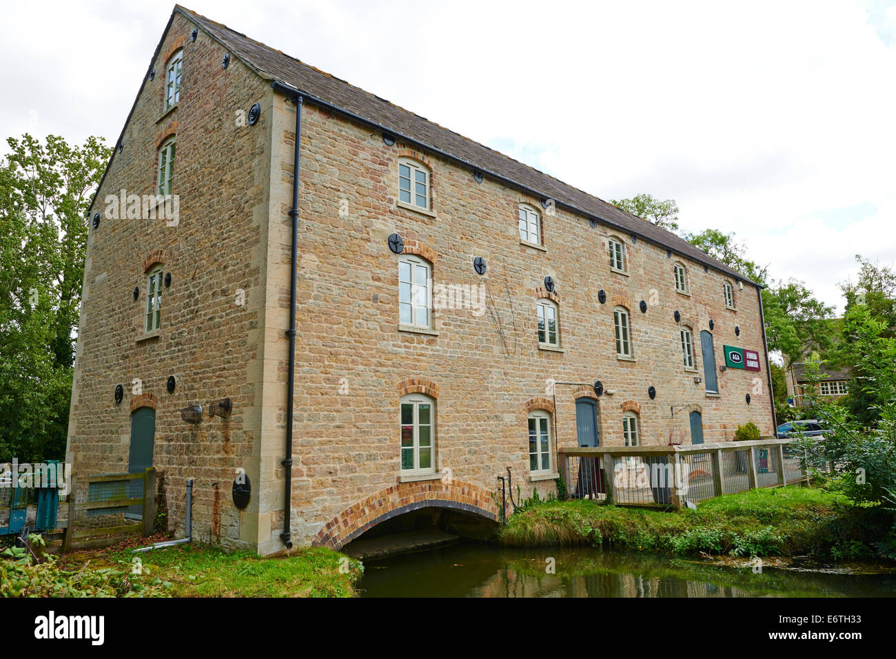 Warmington Mill A Former Water Mill Now A Retail Outlet Warmington ...