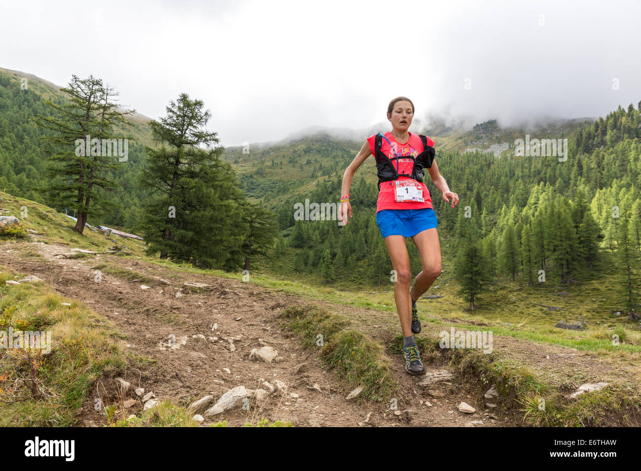 First female marathon runner hi-res stock photography and images - Alamy