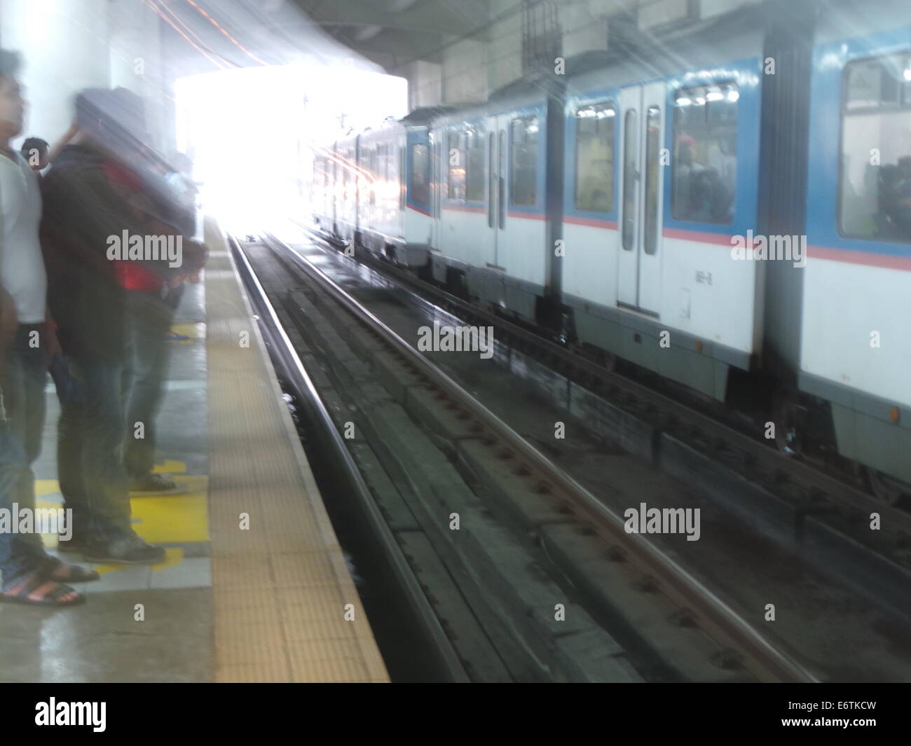 Philippines train hi-res stock photography and images - Alamy