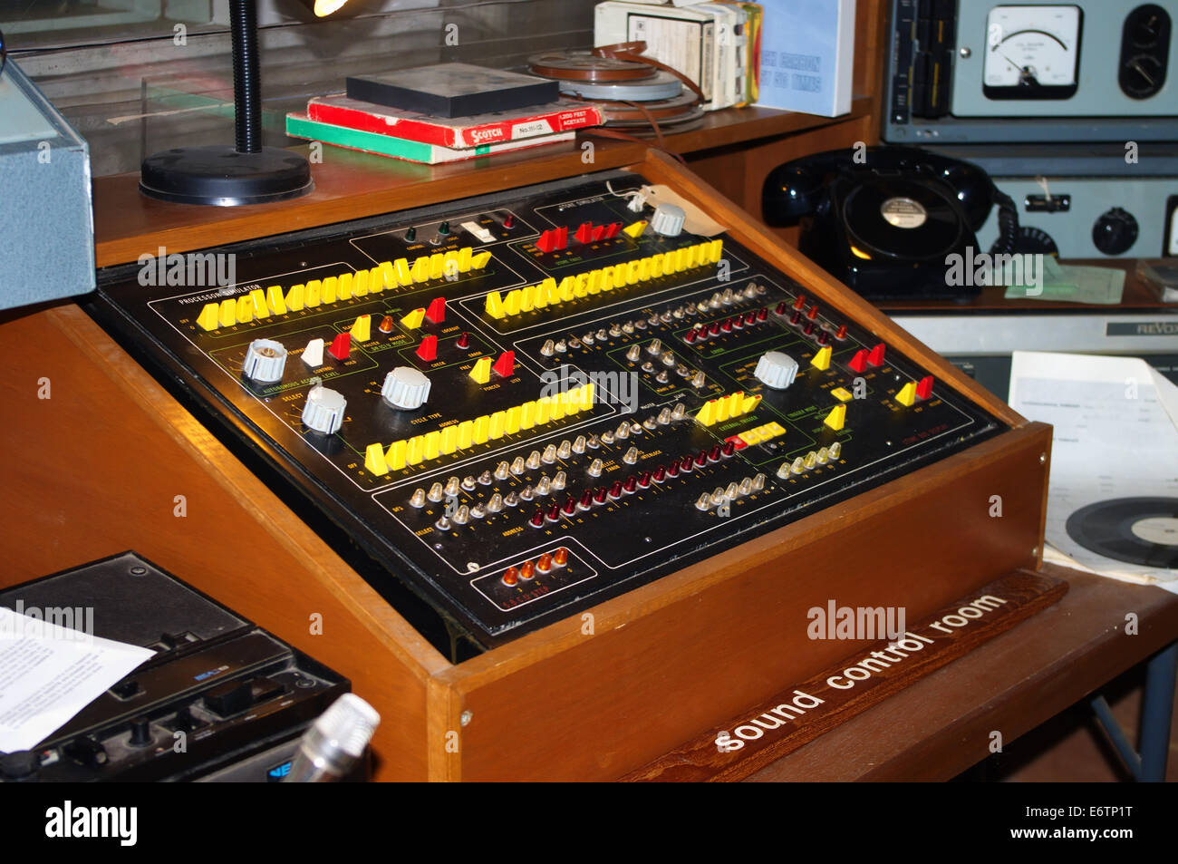 Vintage Sound Studio in Museum of Scotland Stock Photo - Alamy