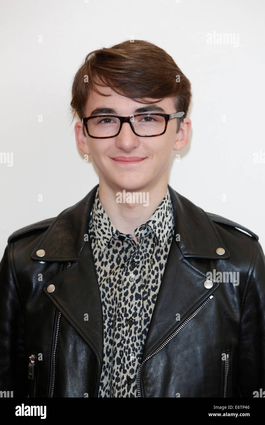 Isaac hempstead wright hi-res stock photography and images - Alamy