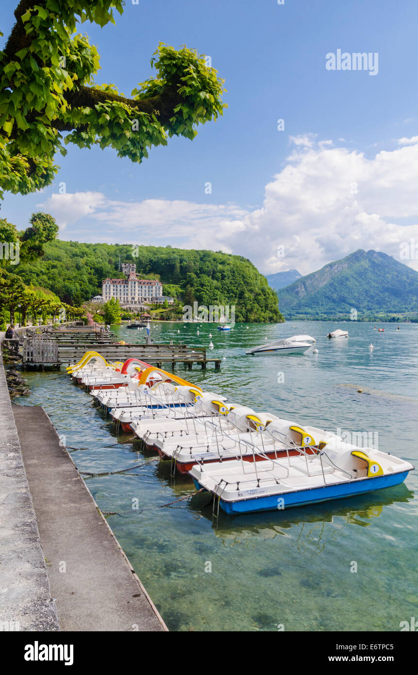 Boats along the shore of Lake Annecy, Menthon-Saint-Bernard, Annecy ...