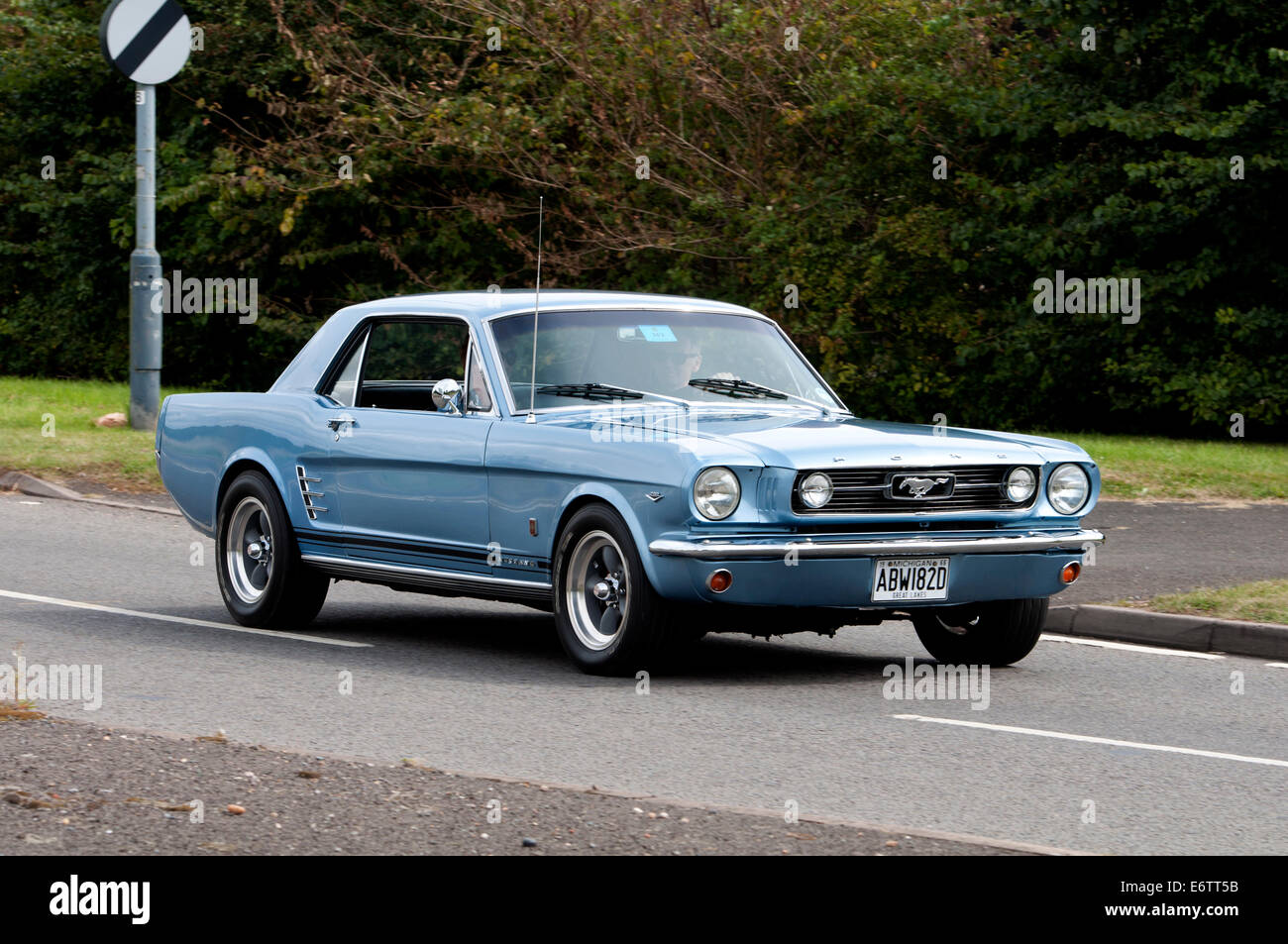 Ford mustang 1960s hi-res stock photography and images - Alamy