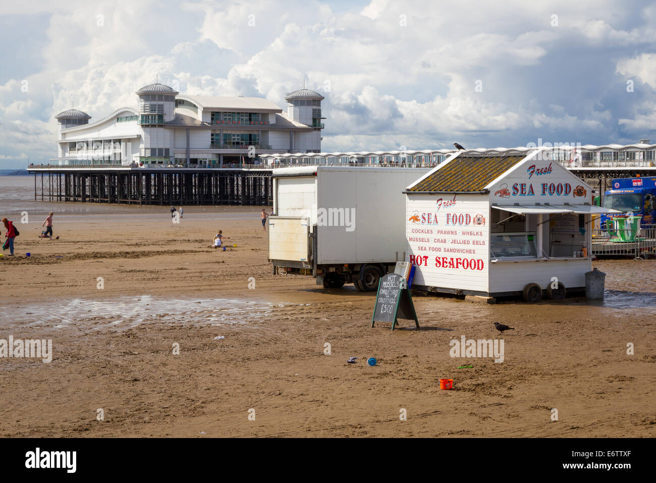 Seafood hut hi-res stock photography and images - Alamy