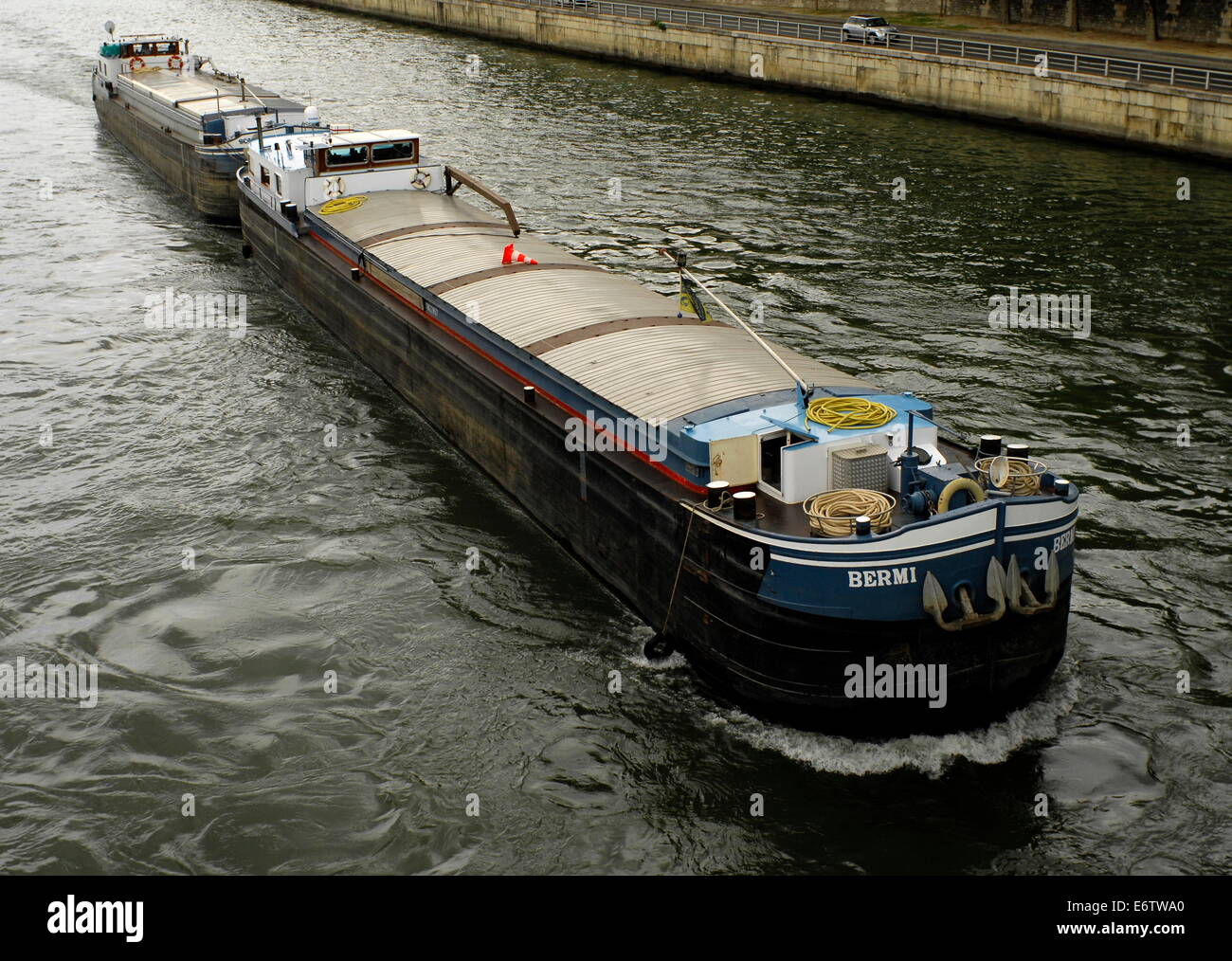 Motor barges under way hi-res stock photography and images - Alamy