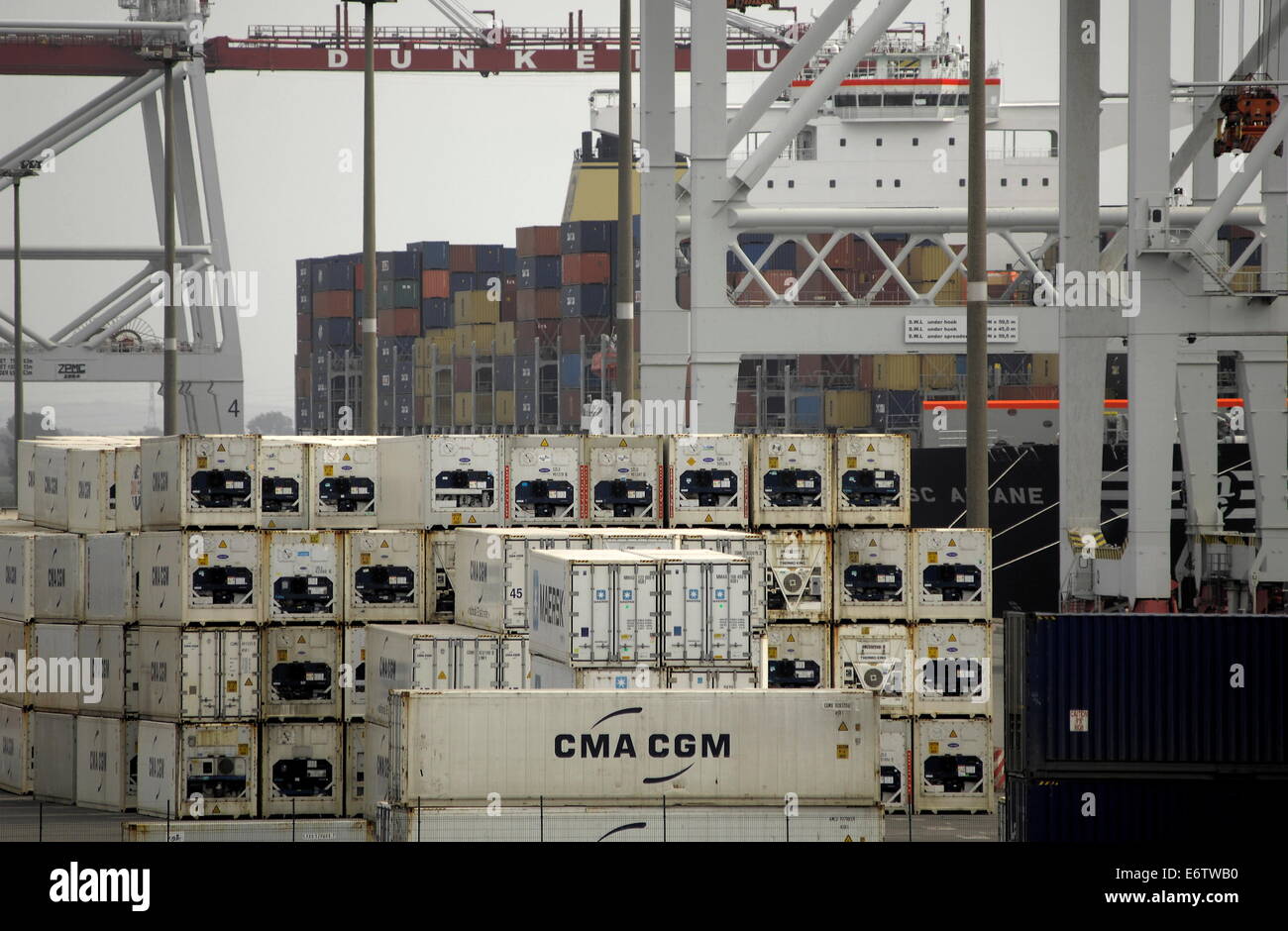 AJAXNETPHOTO. DUNKERQUE, FRANCE. - FREIGHT - CONTAINER BOXES STACKED ON ...