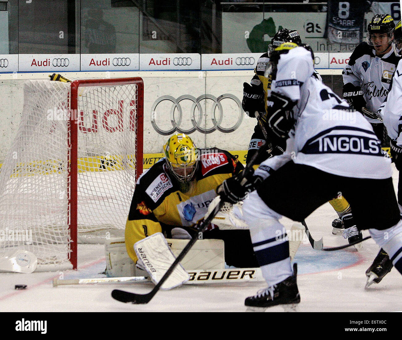 Ingolstadt, Bavaria, Germany. 30th Aug, 2014. from left goalkeeper Matt ...