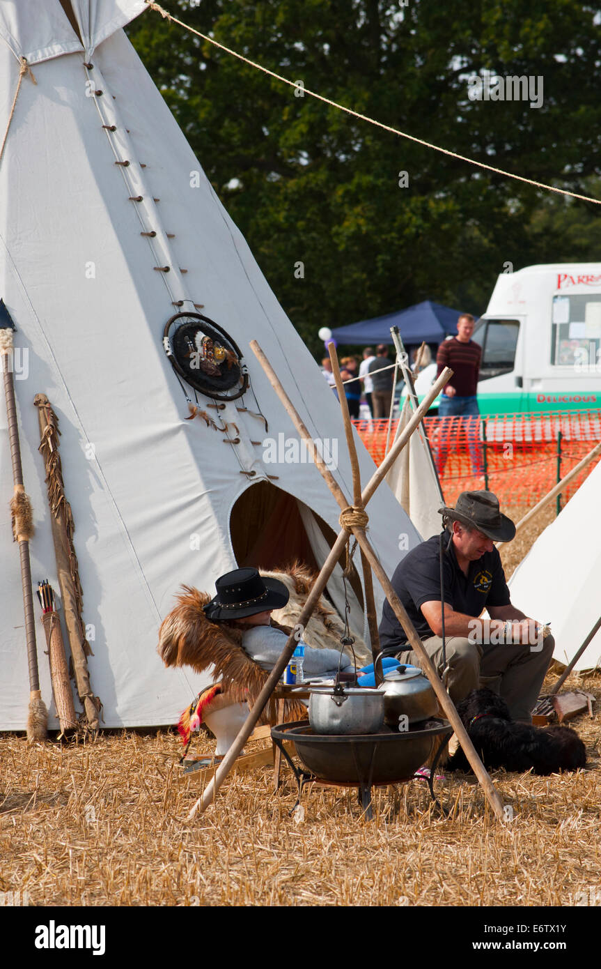 Indian tepee hi-res stock photography and images - Alamy