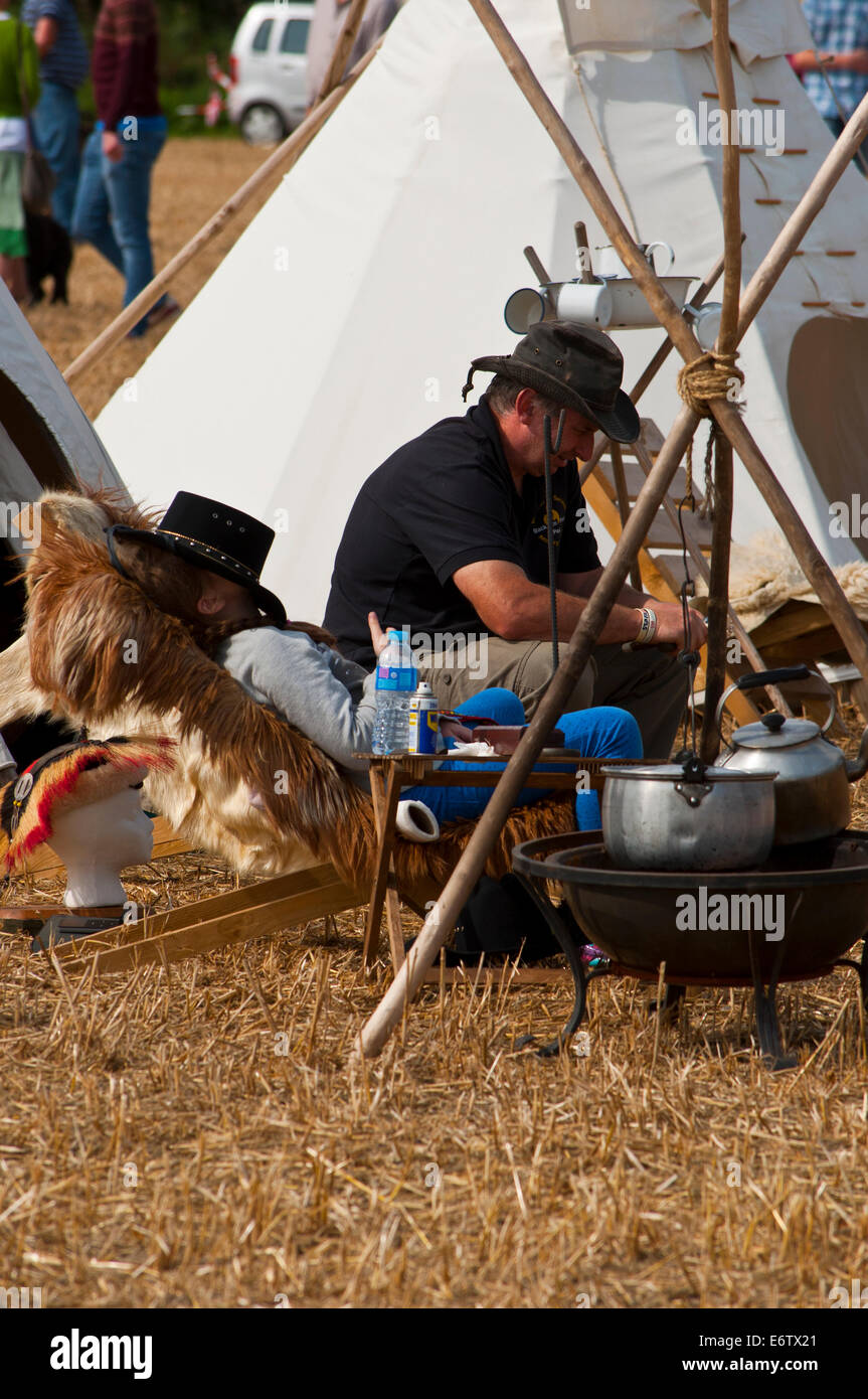 Indian tepee hi-res stock photography and images - Alamy