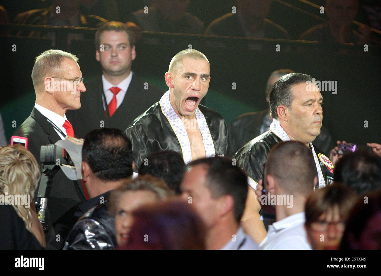 Halle, Germany. 30th Aug, 2014. Italian professional boxer Mirko ...