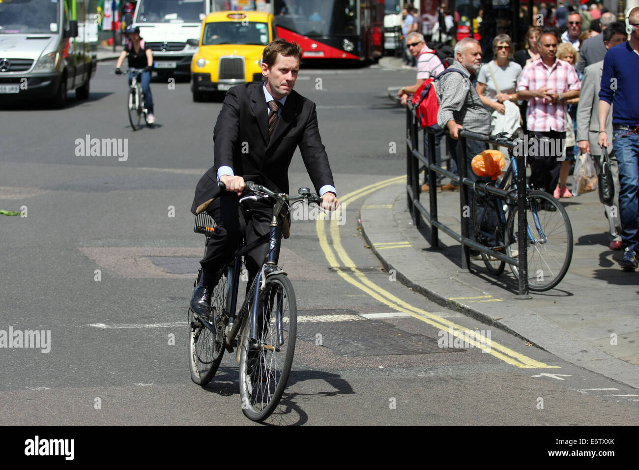 Smart suit hi-res stock photography and images - Alamy