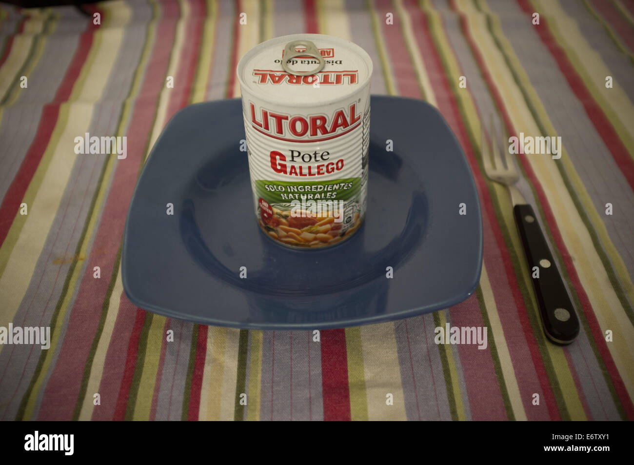 Dished plate hi-res stock photography and images - Alamy